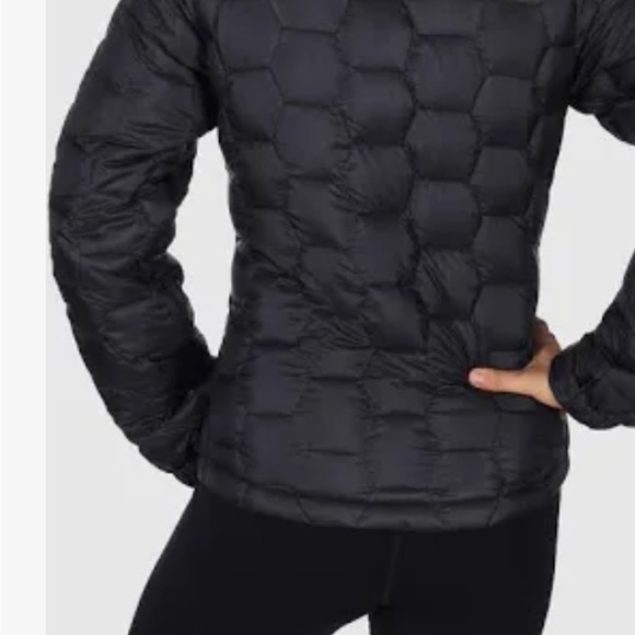 Marmot | Jackets & Coats | Marmot 80 G Fill Down Ama Dablam Puffer Quilted Coat | Poshmark